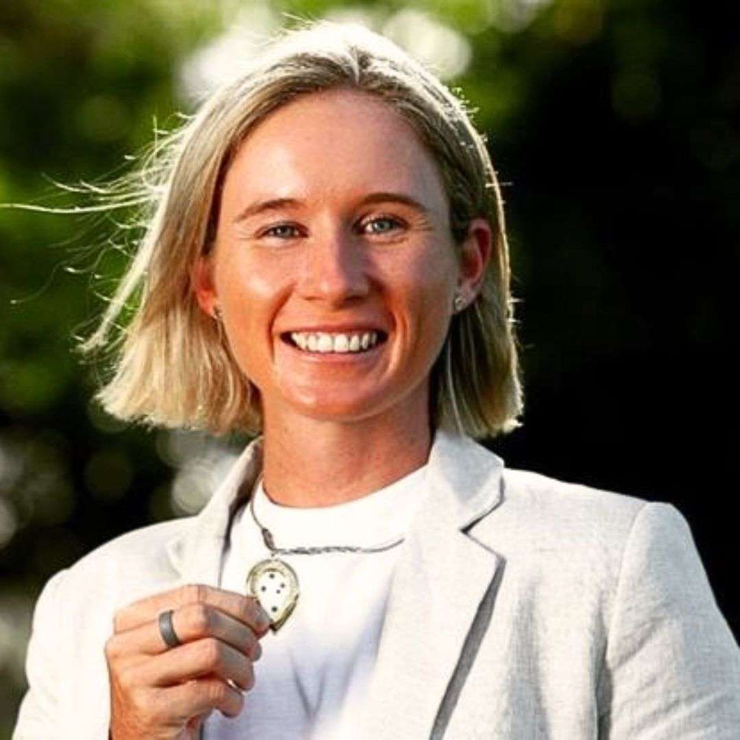 Beth Mooney Stats, Career, Net Worth, Awards, Records And More ...